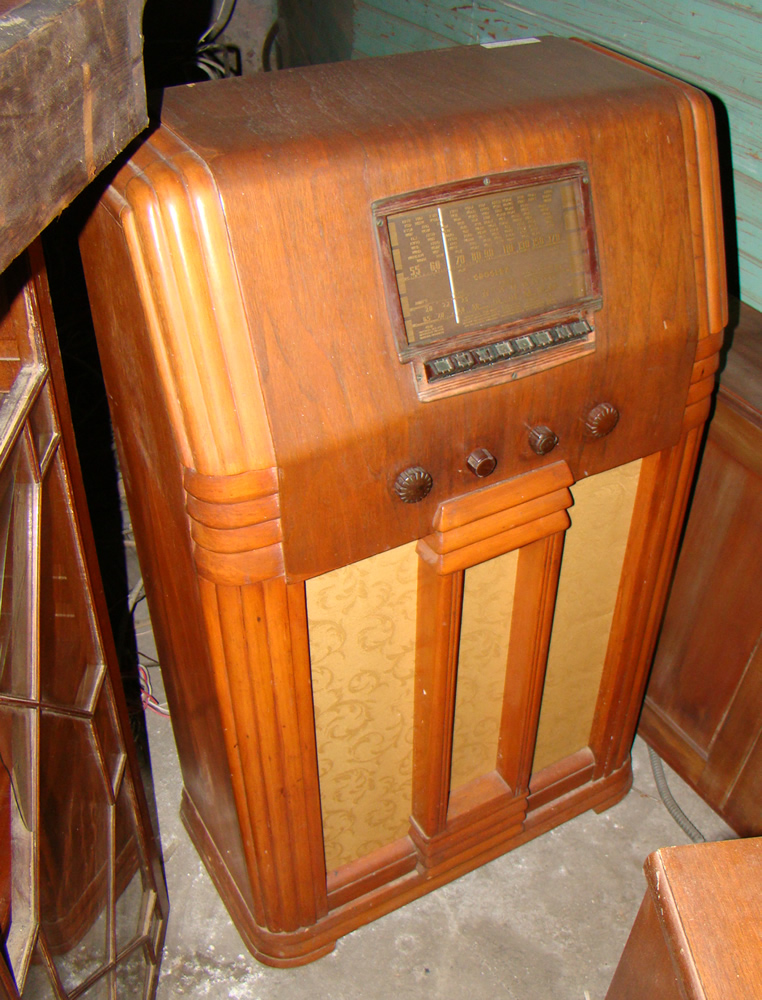 Gamage Antiques - your source for Antiques, Appraisals, Auctions and ...